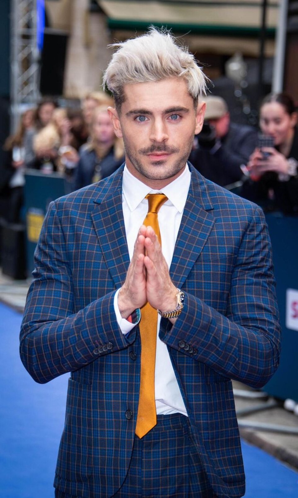 Zac Efron shocks fans in new interview showing facial change