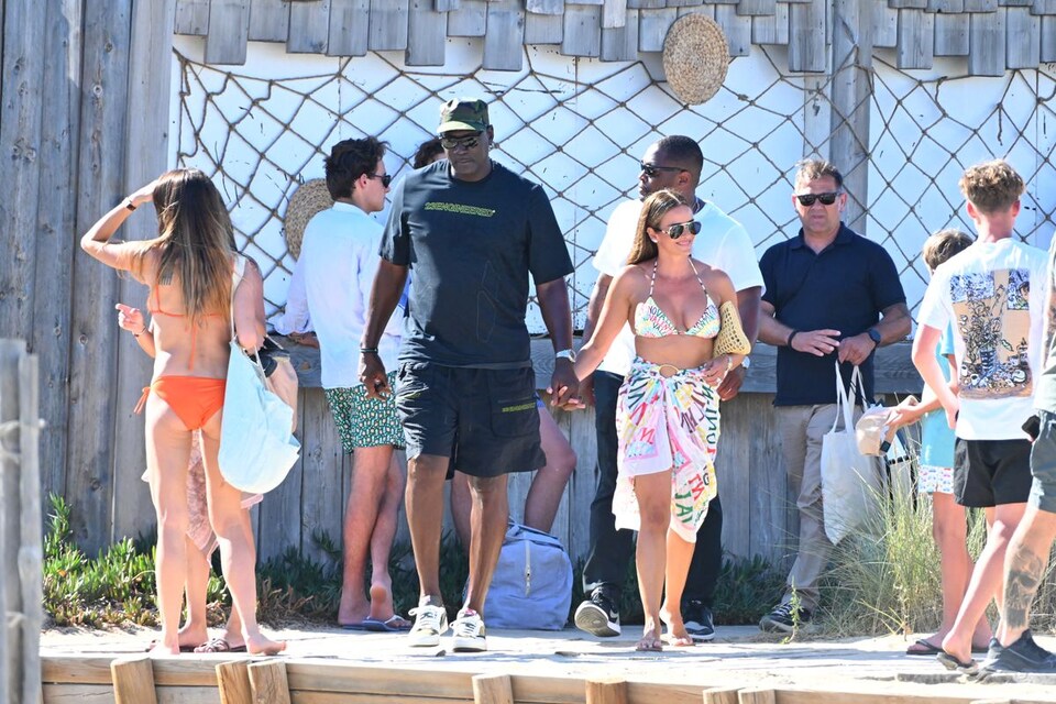 Michael Jordan and Yvette Prieto look happy and stunning in European ...