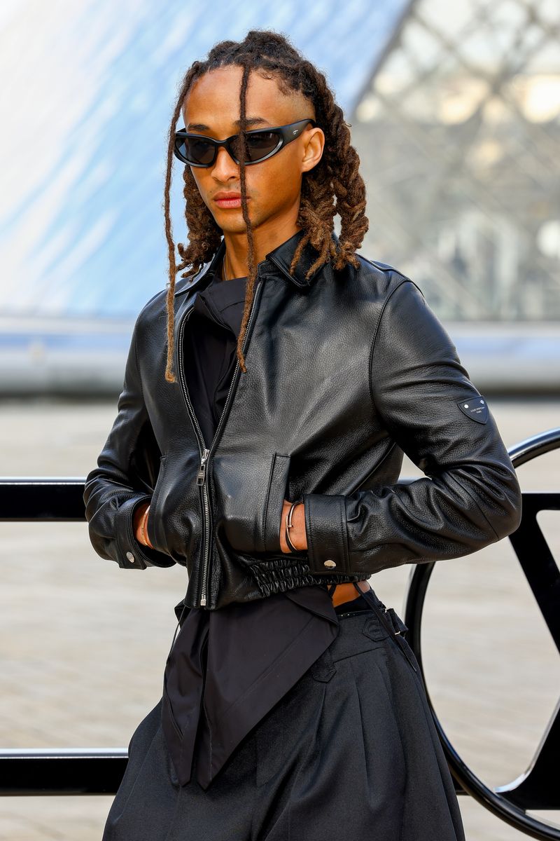 Jaden Smith’s matrix-inspired look had one unexpected accessory that ...