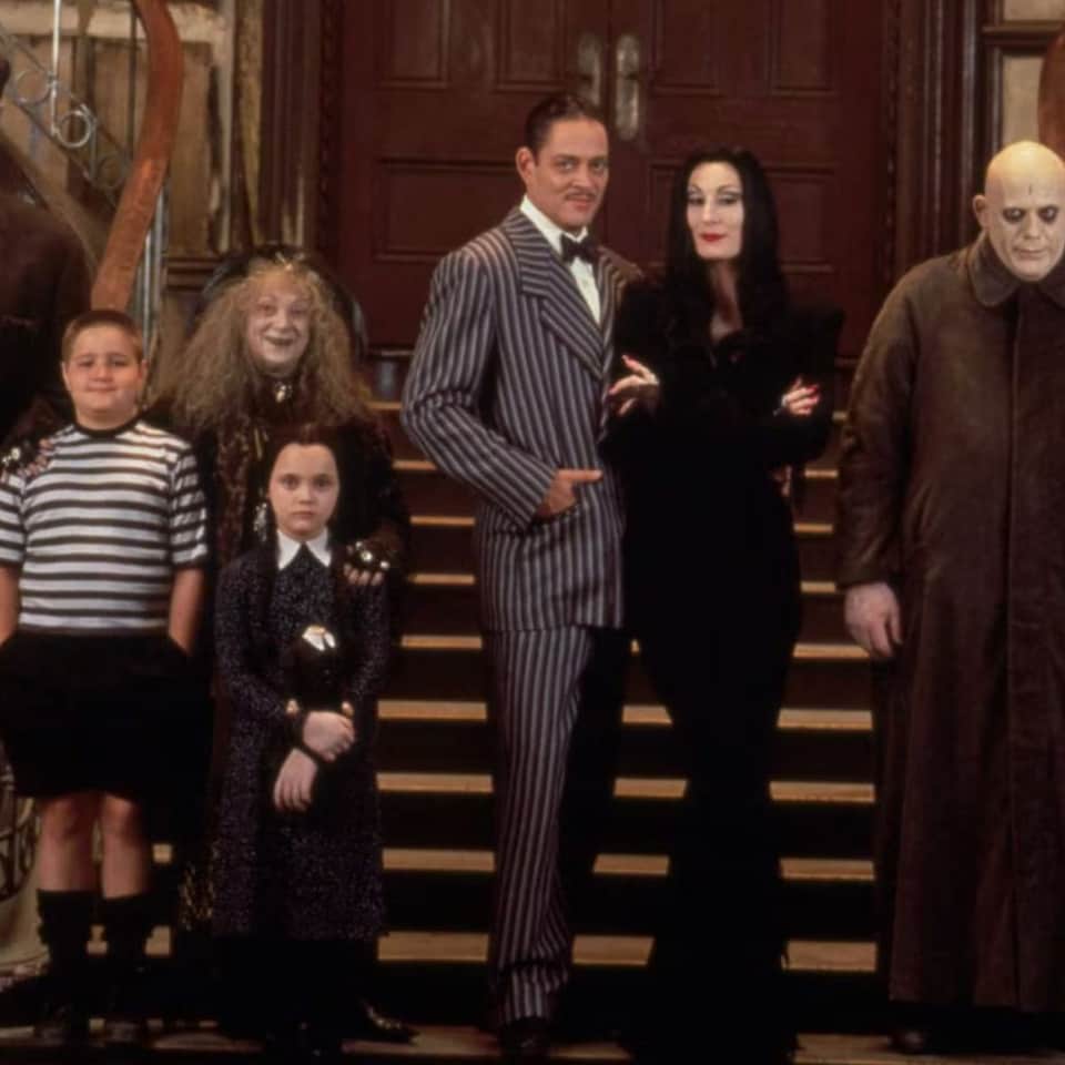 Luis Guzmán and his resemblance to the original Gomez Addams