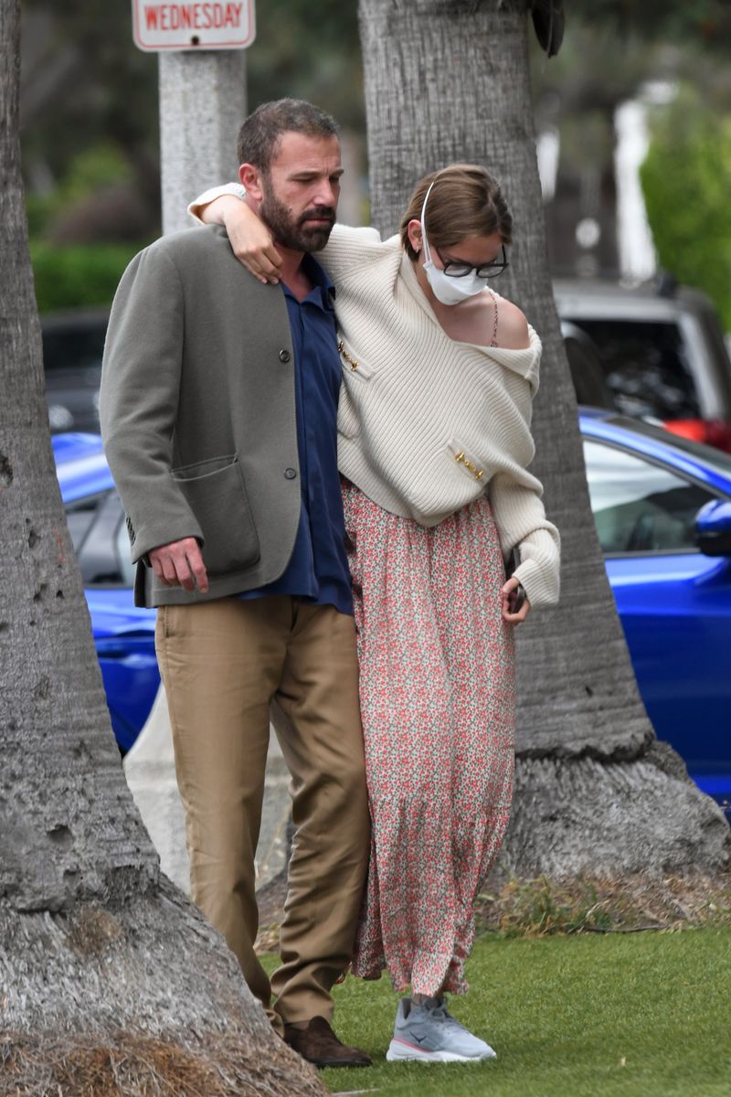 Ben Affleck and Jennifer Garner Rush Daughter Violet to ER