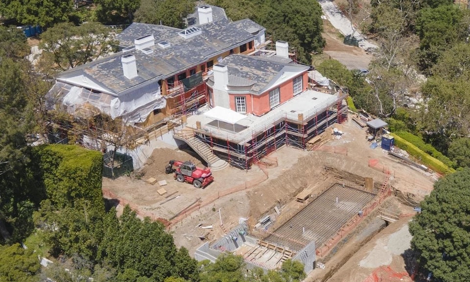 Jeff Bezos and Lauren Sanchez's $175M mansion