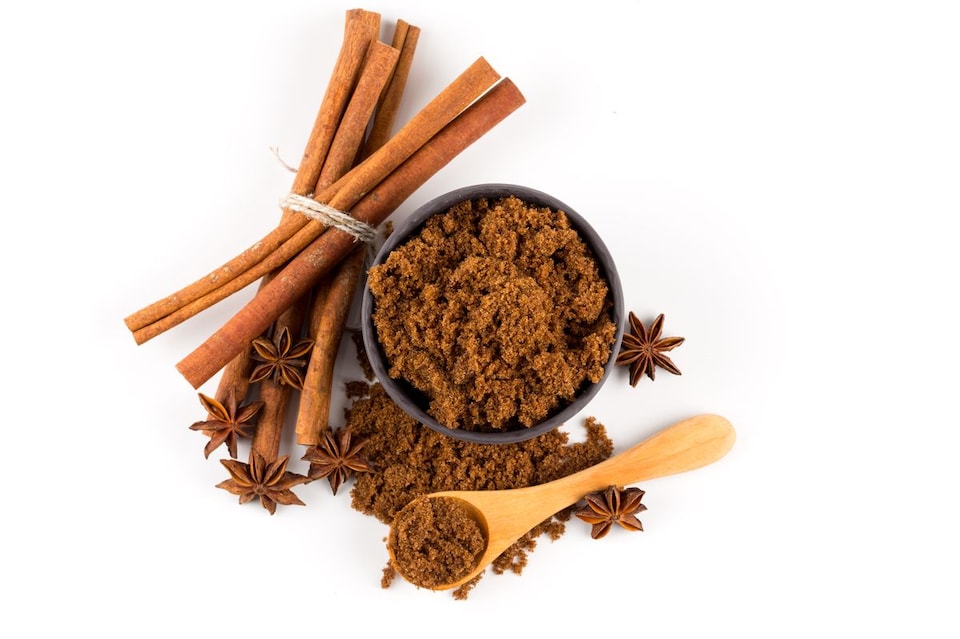 7 powerful cinnamon rituals to attract love and abundance this New Year