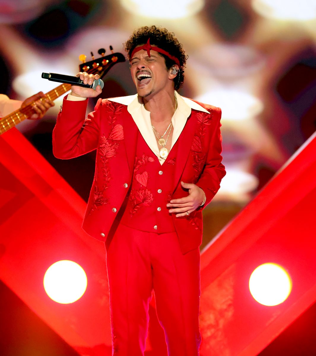 Bruno Mars drops the Spanish version of ‘Risk It All’ [Listen Here]