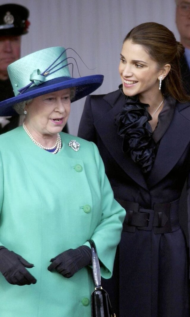 Queen Rania pens tribute to Queen Elizabeth: 'With a heavy heart we bid ...