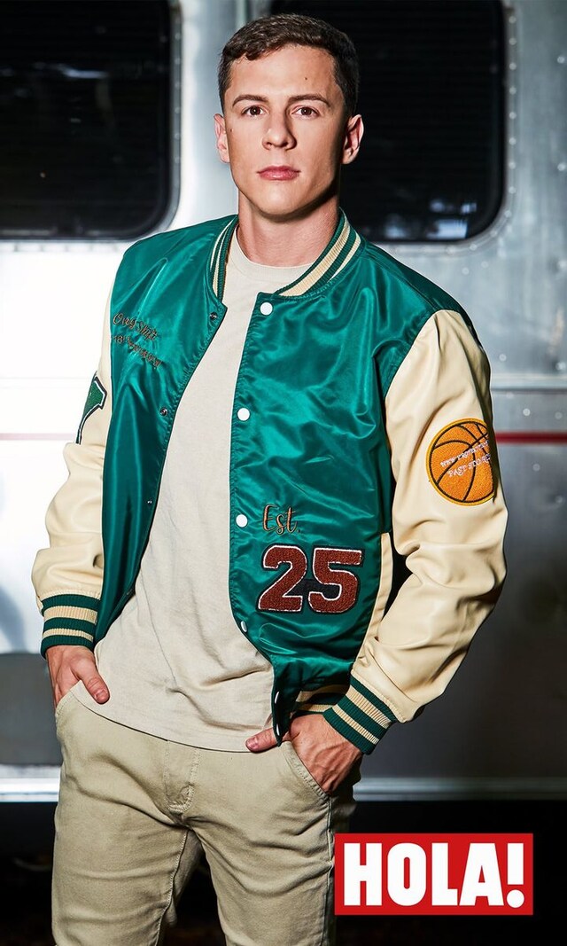 Guaynaa drops his highly anticipated album 'La República'