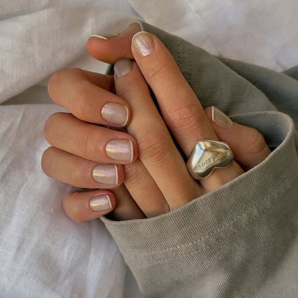 Minimalist nail designs: 14 trendy ideas for short nails this spring