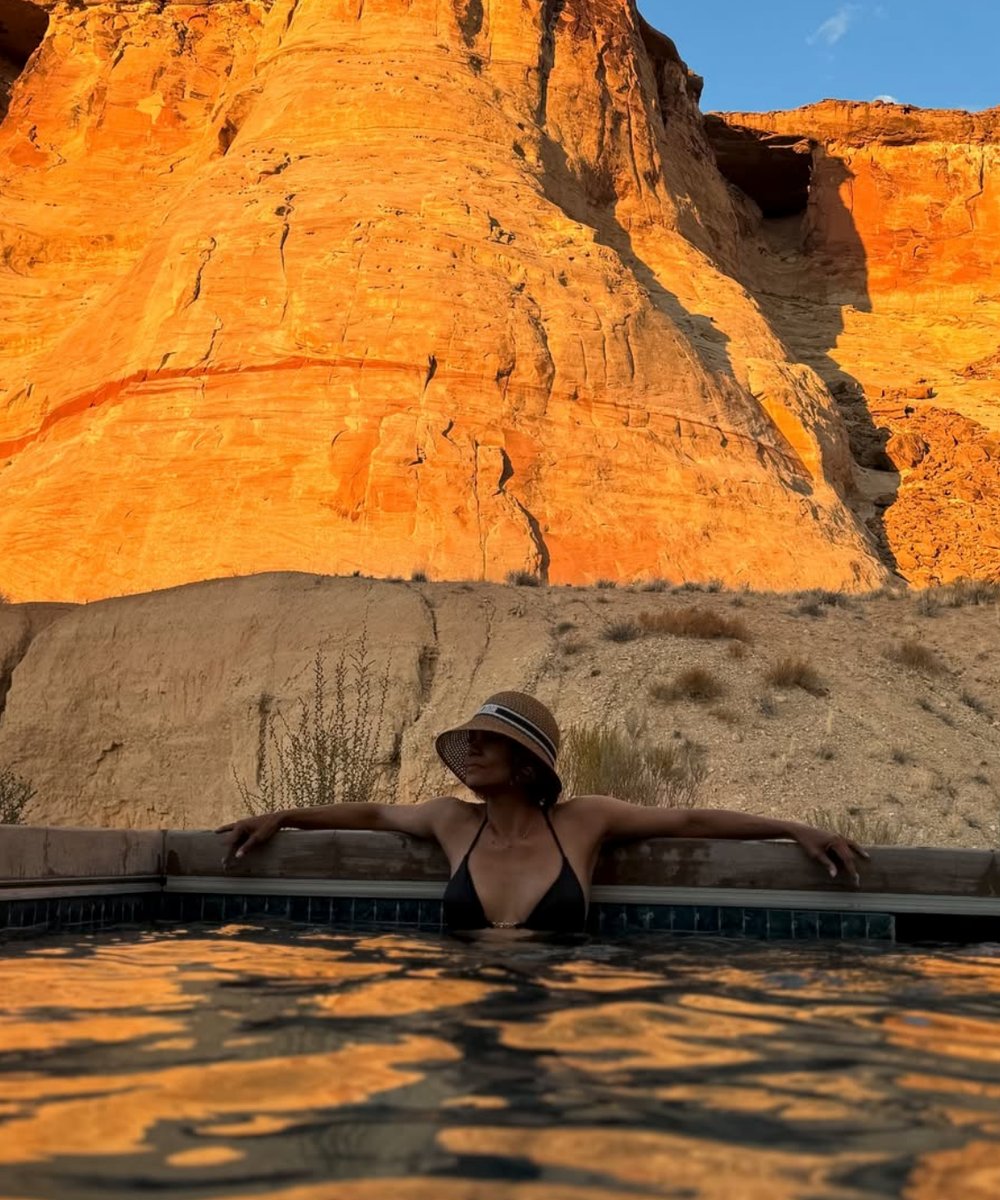 Halle Berry shows off her stunning figure in stylish bikini moments ...