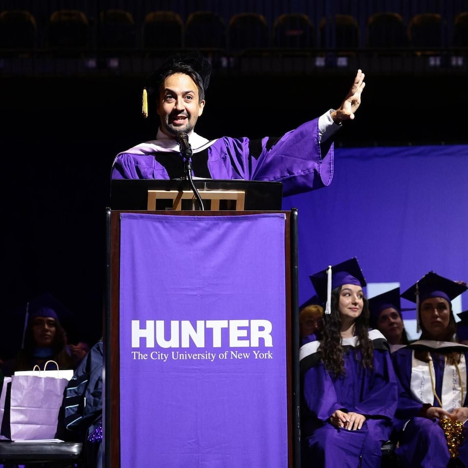 Lin-Manuel Miranda delivers speech to Hunter College grads