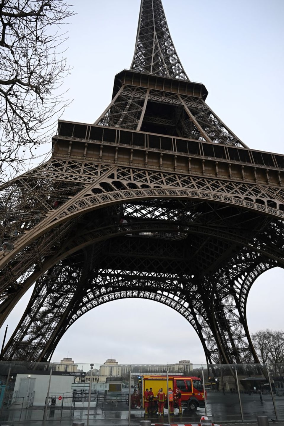 Eiffel Tower fire alarms go off after elevator short circuit