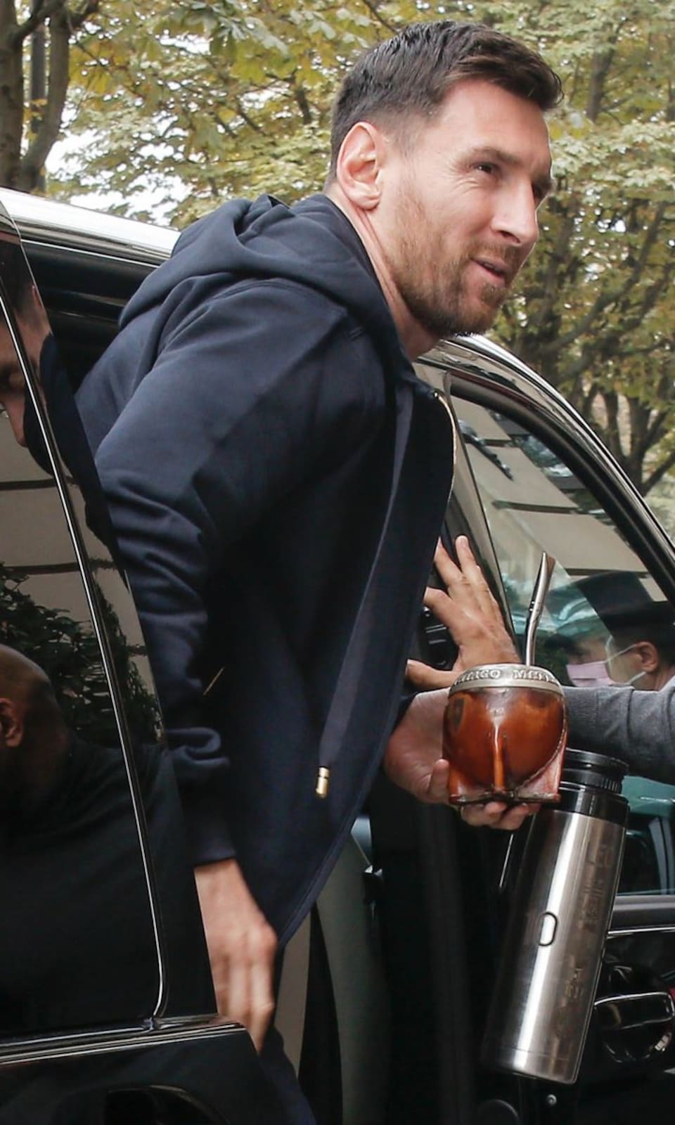 Lionel Messi drinks Mate from cup with his kids’ names on it