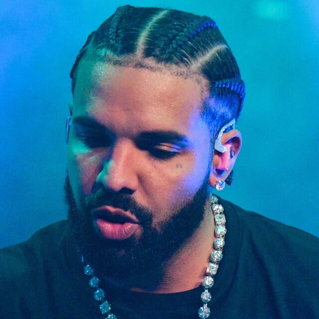 Drake shares ‘core memory’ with his proud mom