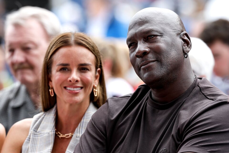 Michael Jordan's 1981 love letter to high school girlfriend shows his ...