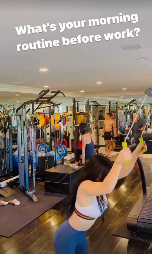 Lauren Sanchez shows how she maintains her incredible figure