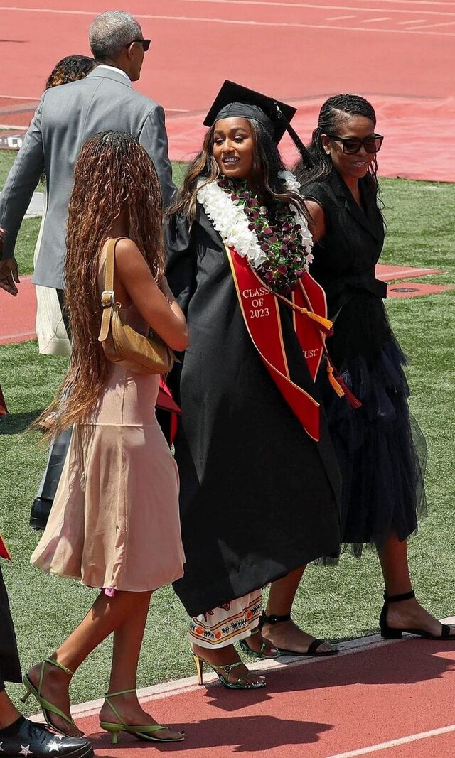 Barack and Michelle Obama watch Sasha graduate from USC