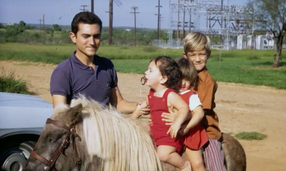 Lauren Sánchez praises Jeff Bezos’ tribute to his Cuban dad