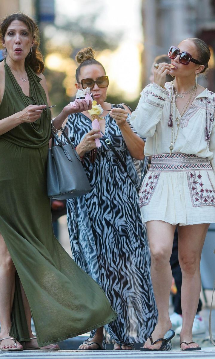 Jennifer Lopez brings her signature summer style to New York: See pics ...