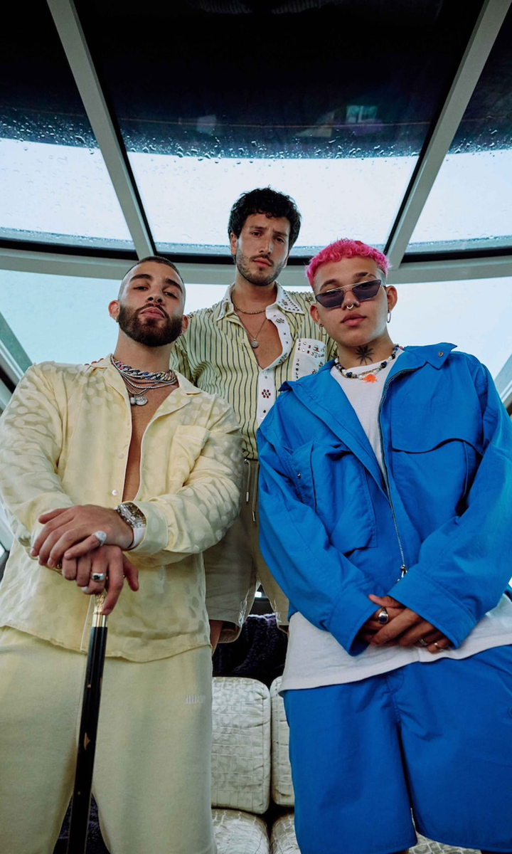 Sebastián Yatra, Manuel Turizo, and Beéle drop 'Vagabundo'