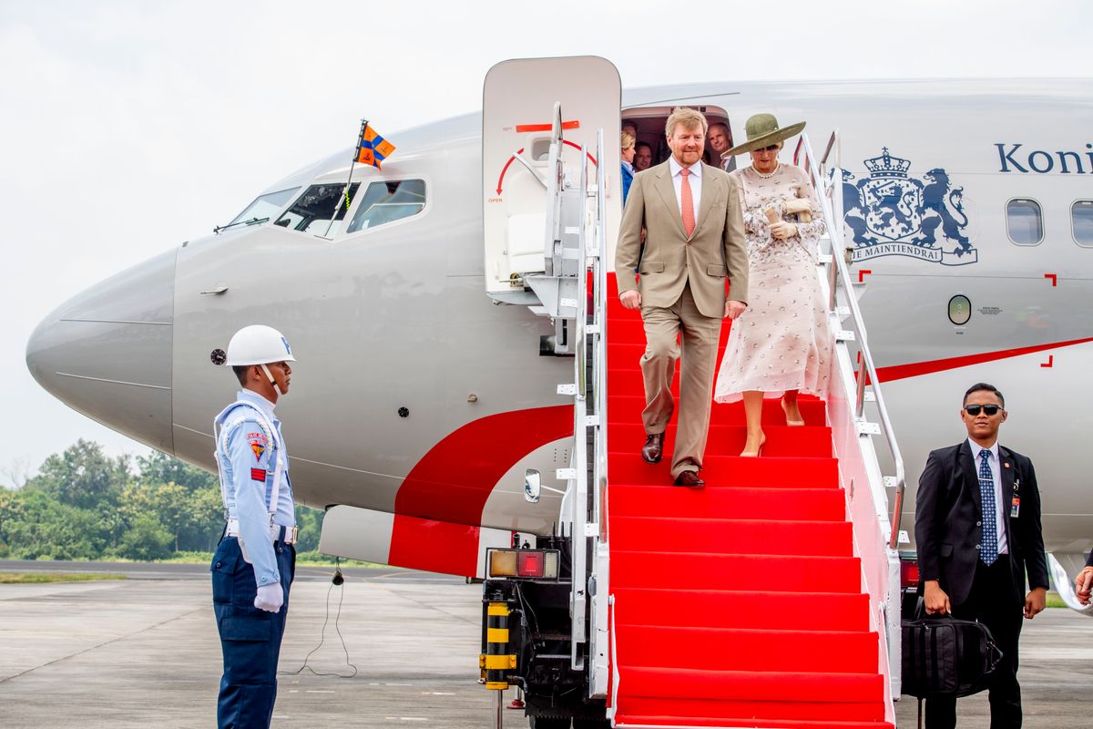 King Willem-Alexander’s secret life as a pilot: Royal flights, hidden ...