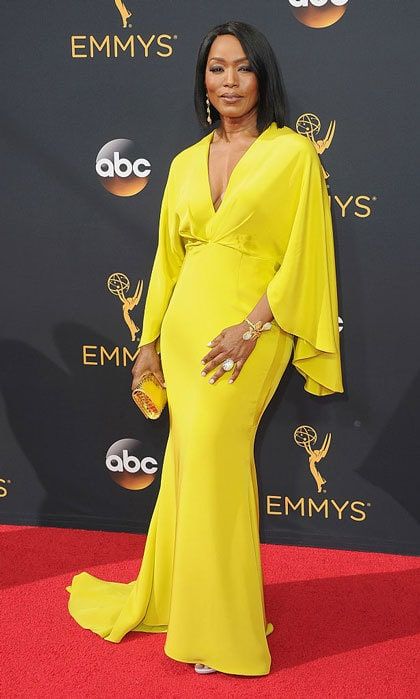 Celebrities wearing yellow – the brightest color on the carpet
