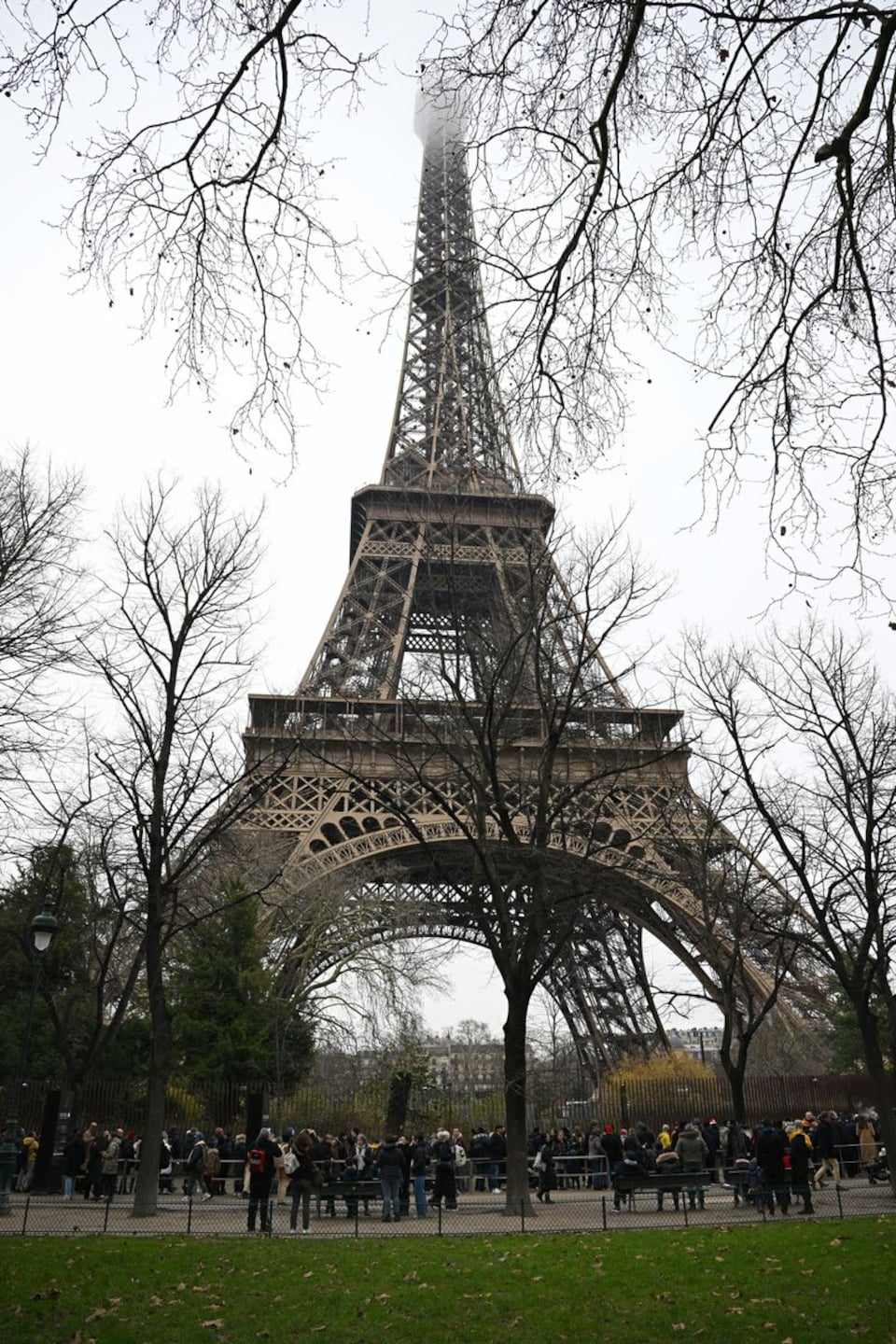 Eiffel Tower fire alarms go off after elevator short circuit