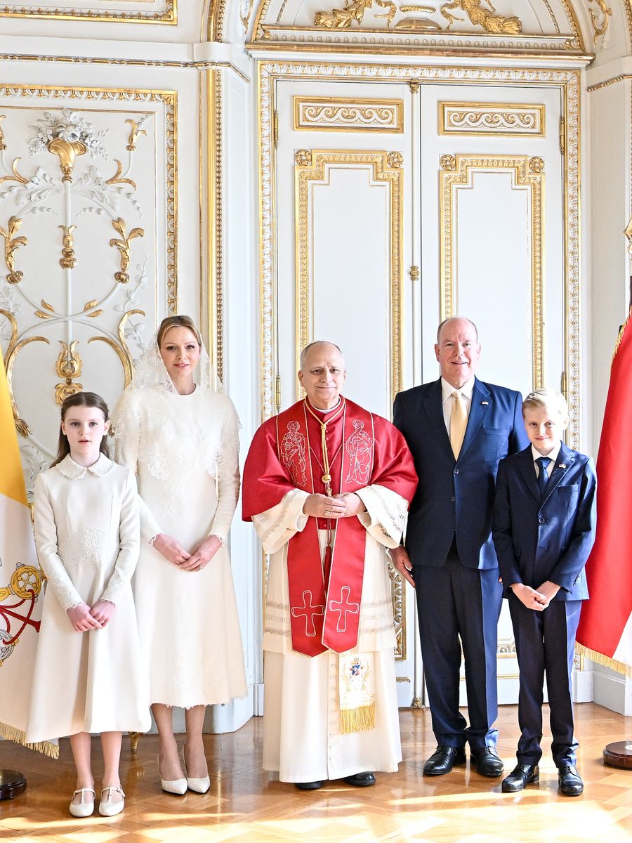 Princess Caroline and Charlotte Casiraghi honor Grace Kelly in elegant ...