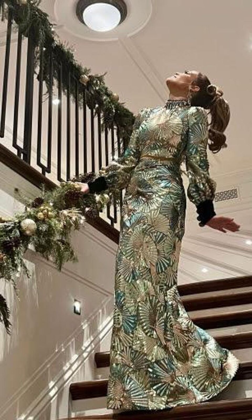 Why Jennifer Lopez decorated her tree with hummingbirds