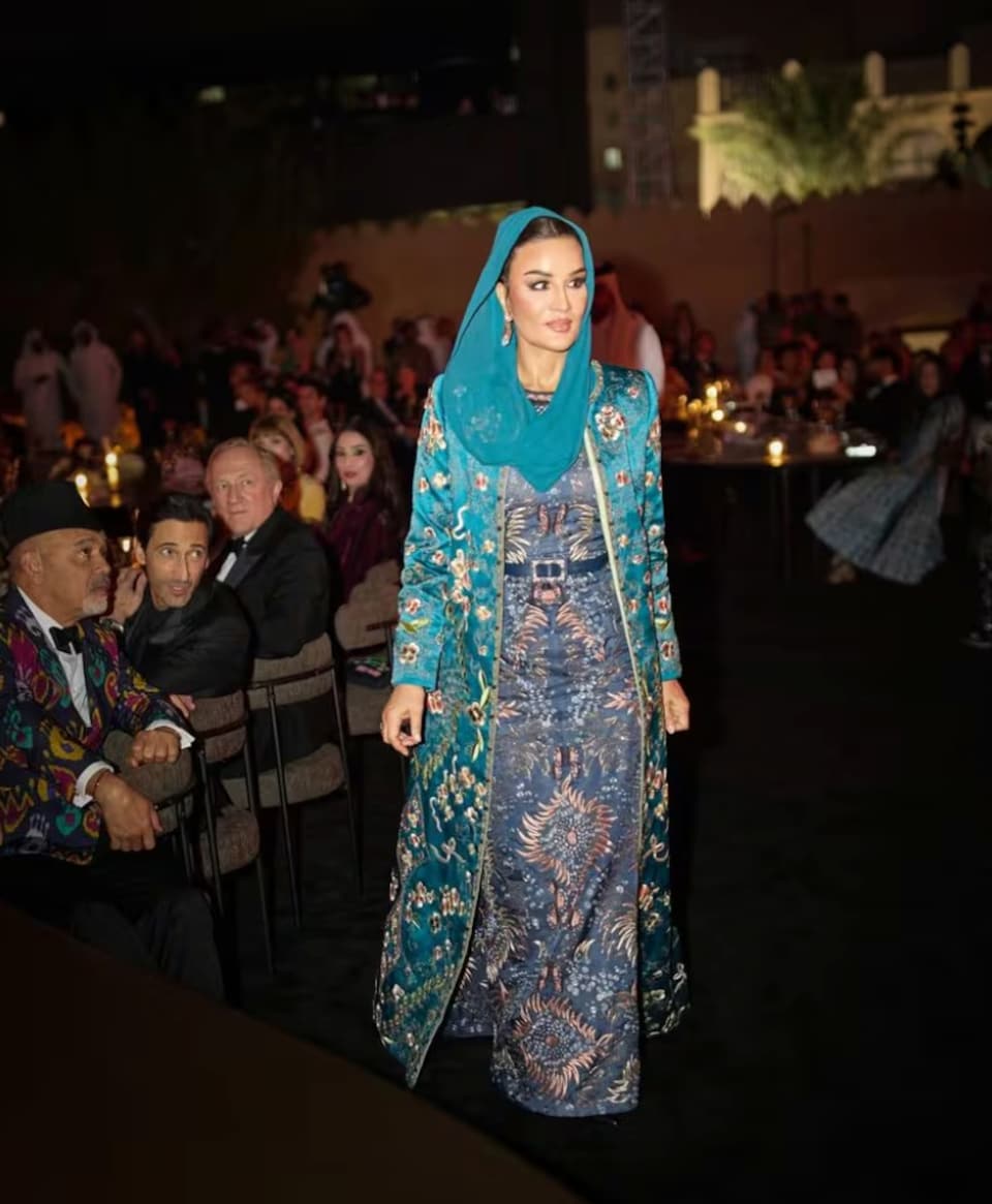 Queen Rania and Sheikha Moza shine with their most spectacular looks at ...