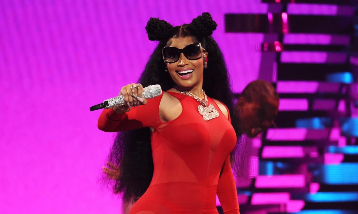VMAs 2023: Shakira, Anitta and Taylor Swift break records