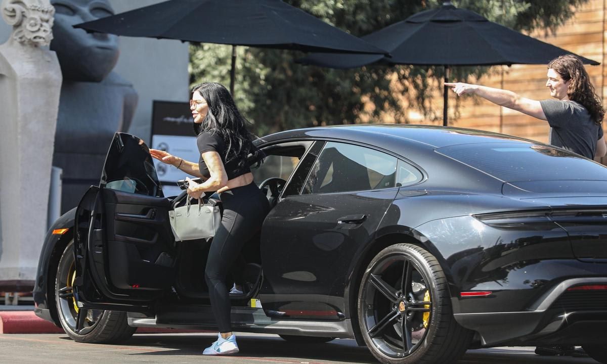 Lauren Sanchez goes shopping with her stepson Preston Bezos