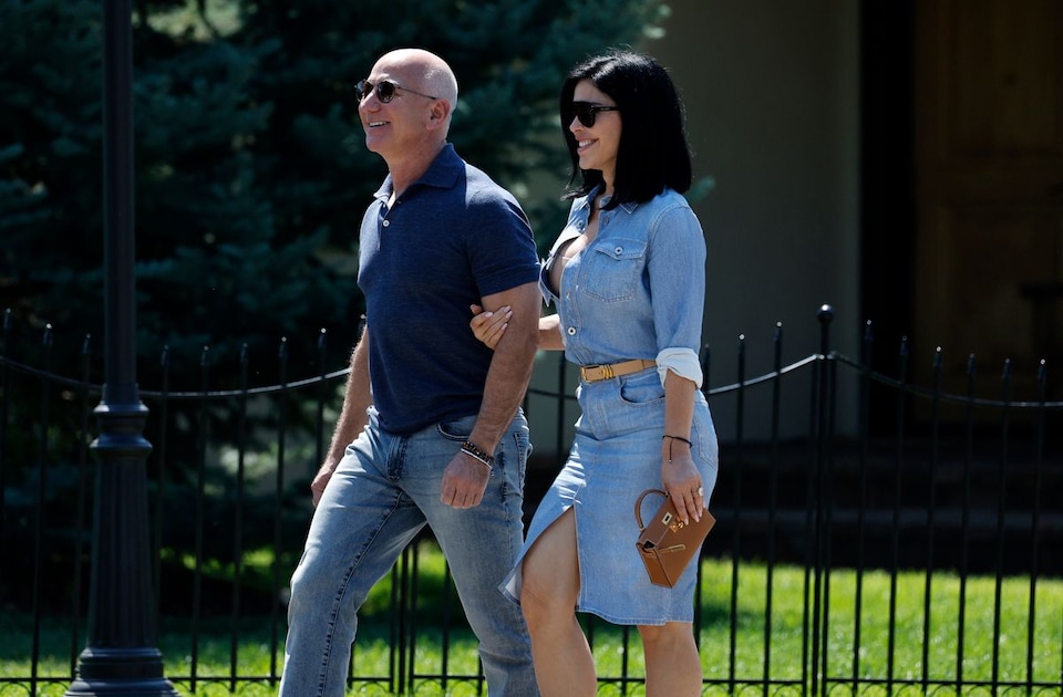 Jeff Bezos and Lauren Sánchez end rumors of $600 million lavish wedding ...