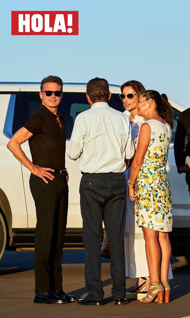 [EXCLUSIVE] Paloma Cuevas and Luis Miguel are inseparable on his world tour