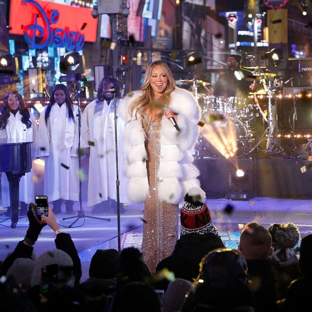 Times square New Year’s Eve: 15 fun facts and the most iconic ...