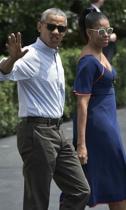 The Obamas' family vacation: Malia and Sasha Obama join their parents ...