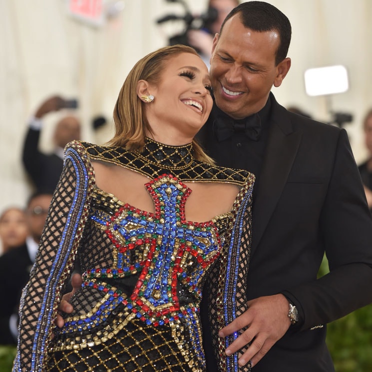 Alex Rodriguez and J. Lo show off incredible life