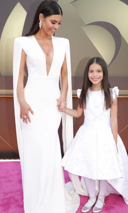Chiquinquira Delgado's gives fashion advice to her two daughters for ...