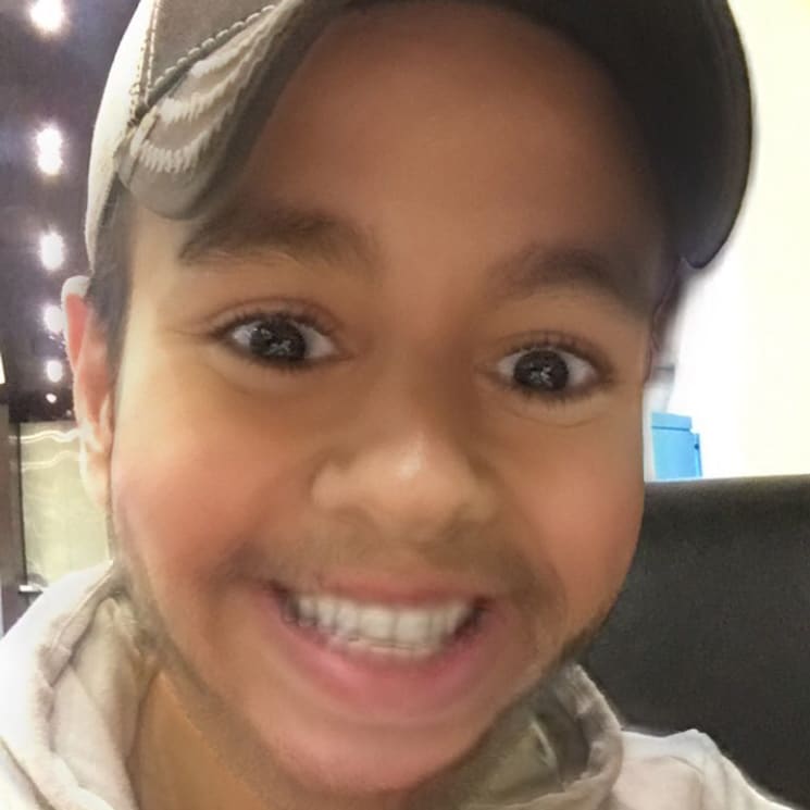 Enrique Iglesias joined the fun of Snapchat's baby filter