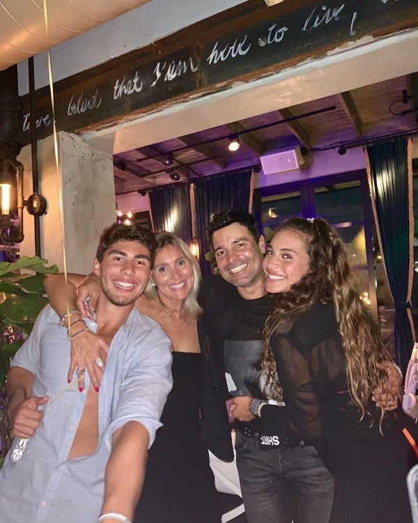 Chayanne y su familia celebran el cumpleaños de su hijo Lorenzo