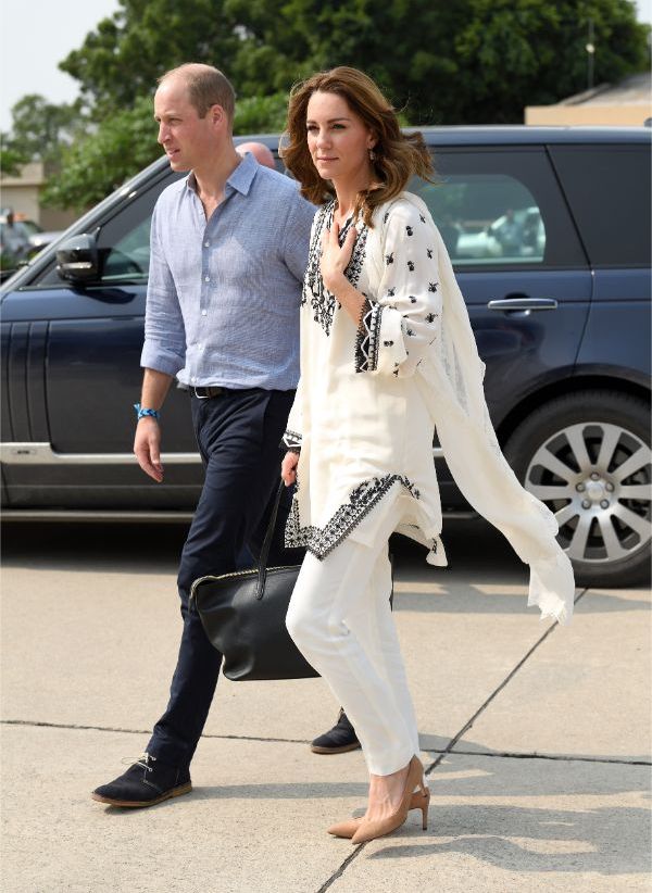 Kate Middleton calls bumpy aborted flight an adventure