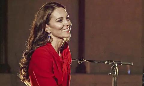 Watch Kate Middleton’s full piano performance